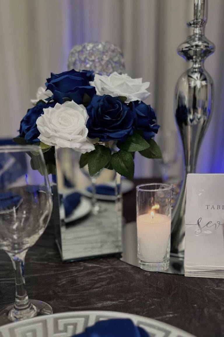 20 Royal Blue Centerpieces For Weddings • Confetti & Roses
