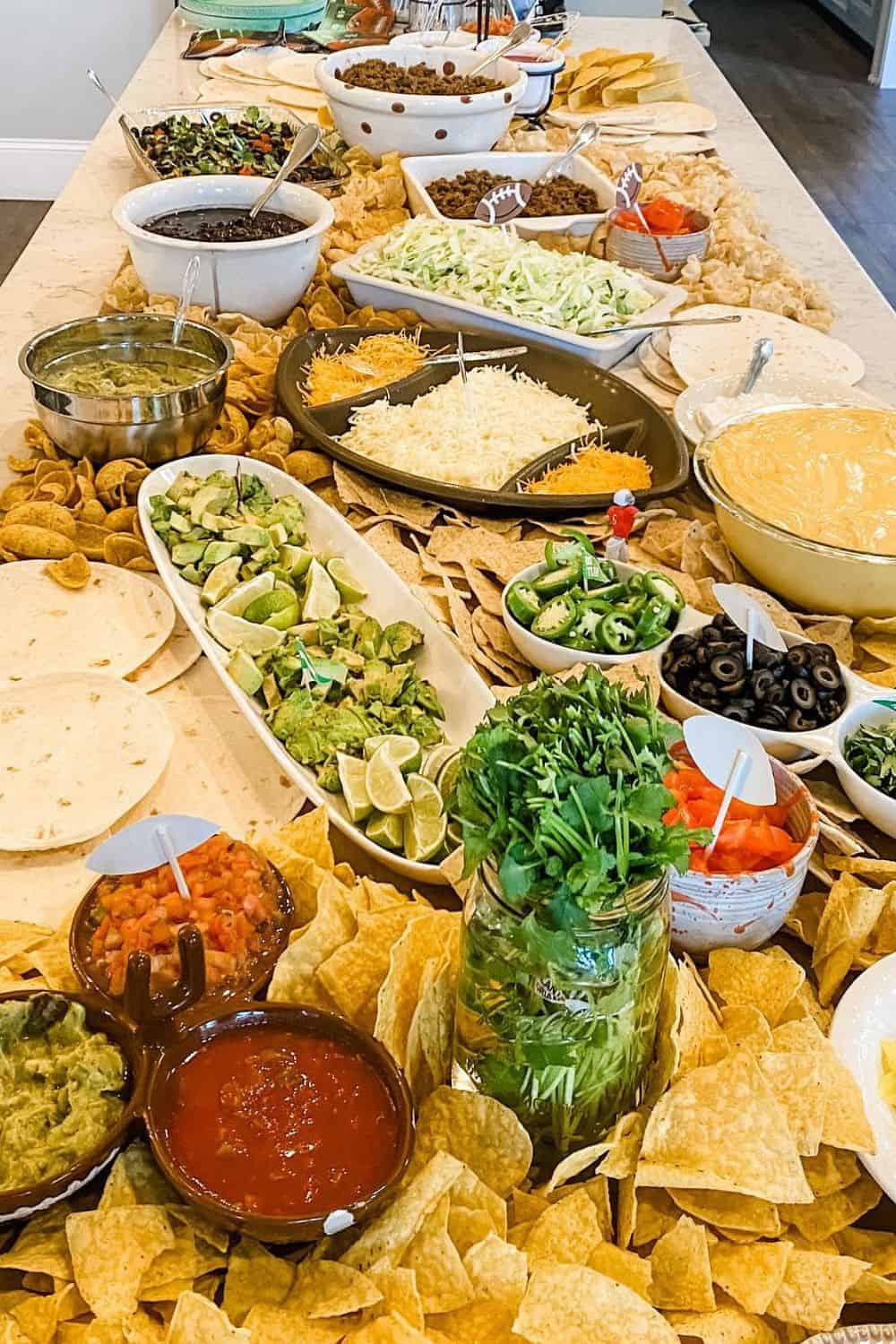 15 Mexican Dinner Party Ideas For A Night To Remember • Confetti & Roses