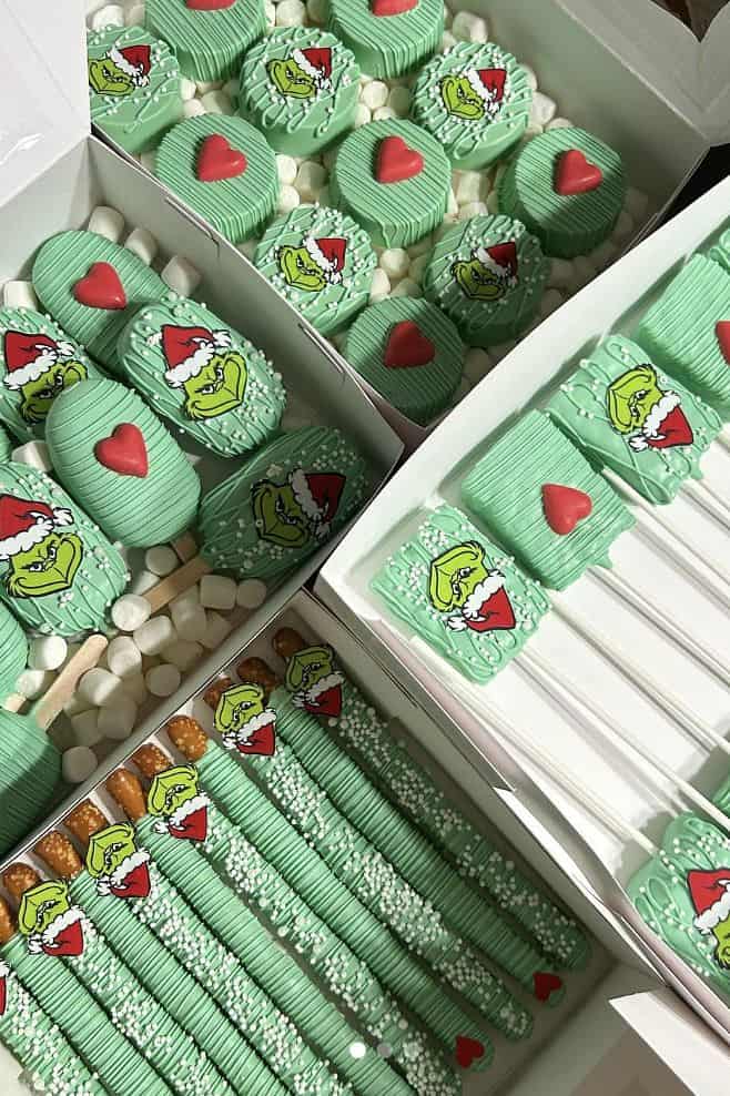 Throw An Epic Grinch-Themed Party: 22 Grinchmas Ideas • Confetti & Roses